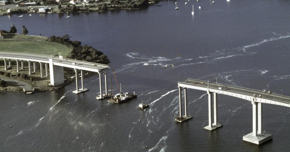 Divided city – Tasman Bridge disaster | naa.gov.au