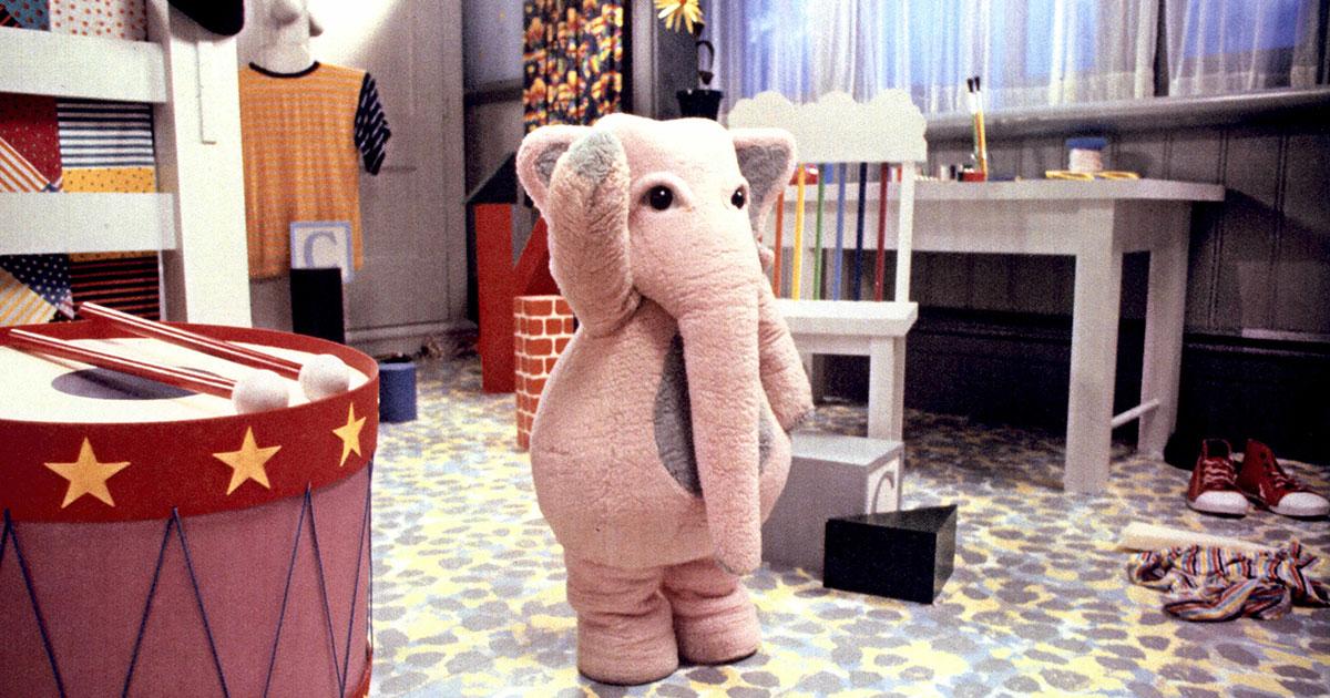 Pink elephant on parade | naa.gov.au